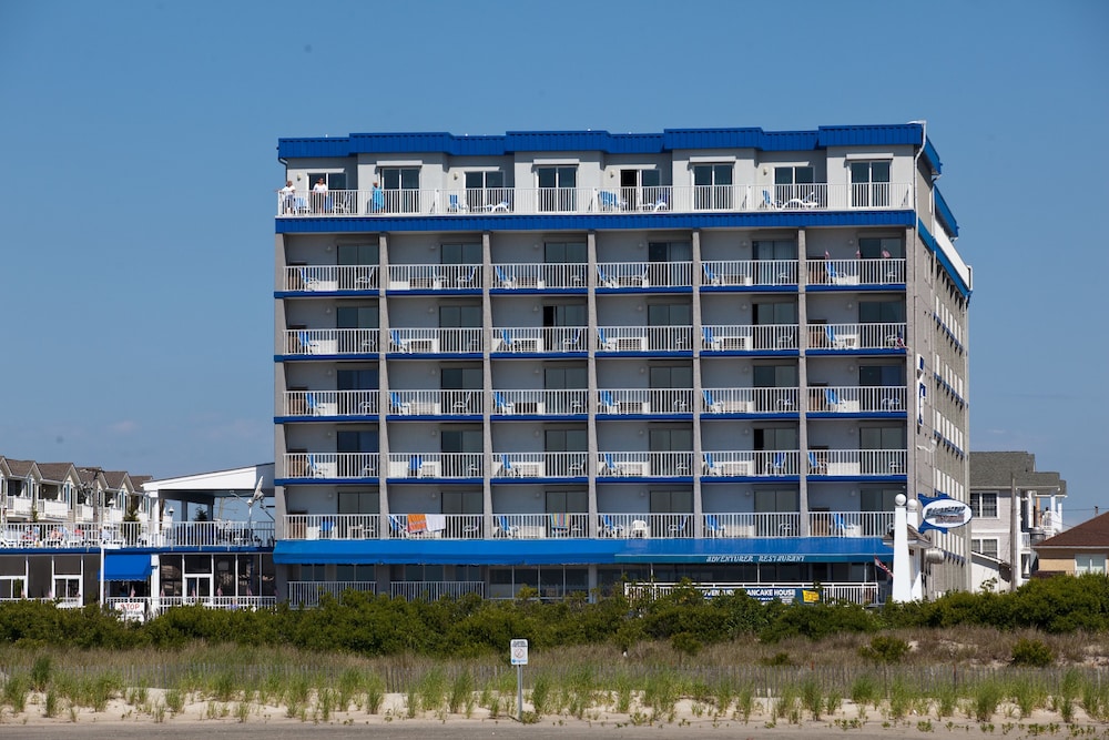 Adventurer Oceanfront Inn in Wildwood Crest | Best Rates & Deals on Orbitz