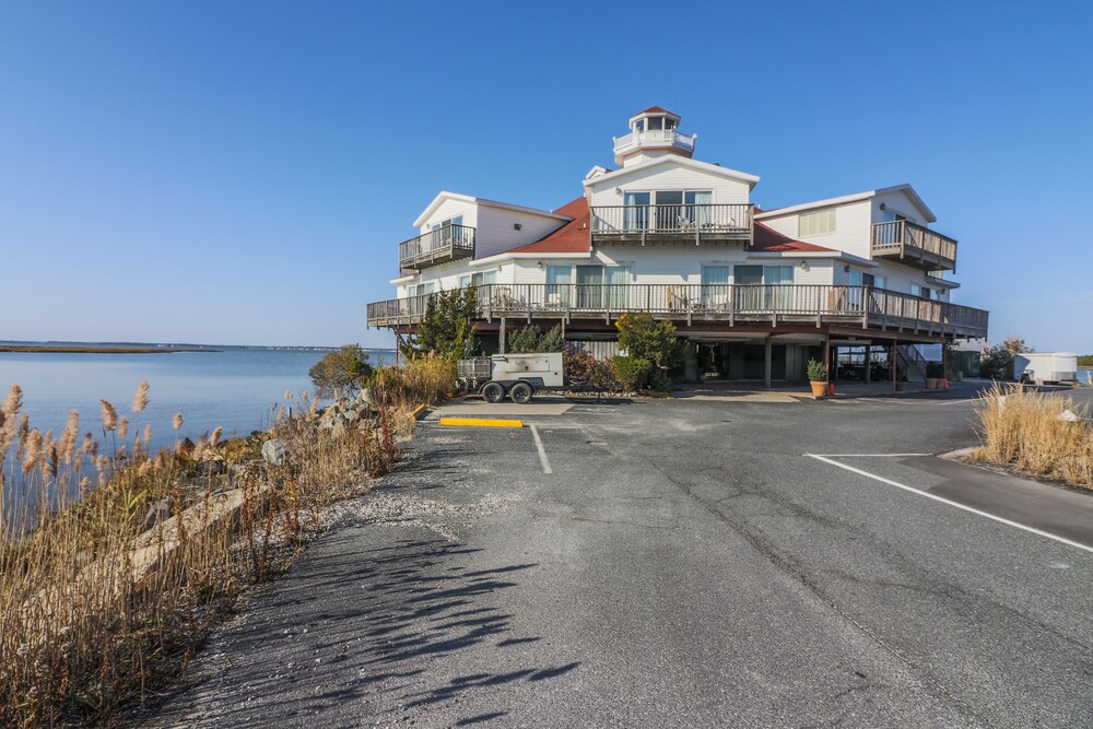 Lighthouse Club Hotel in Ocean City | Best Rates & Deals on Orbitz