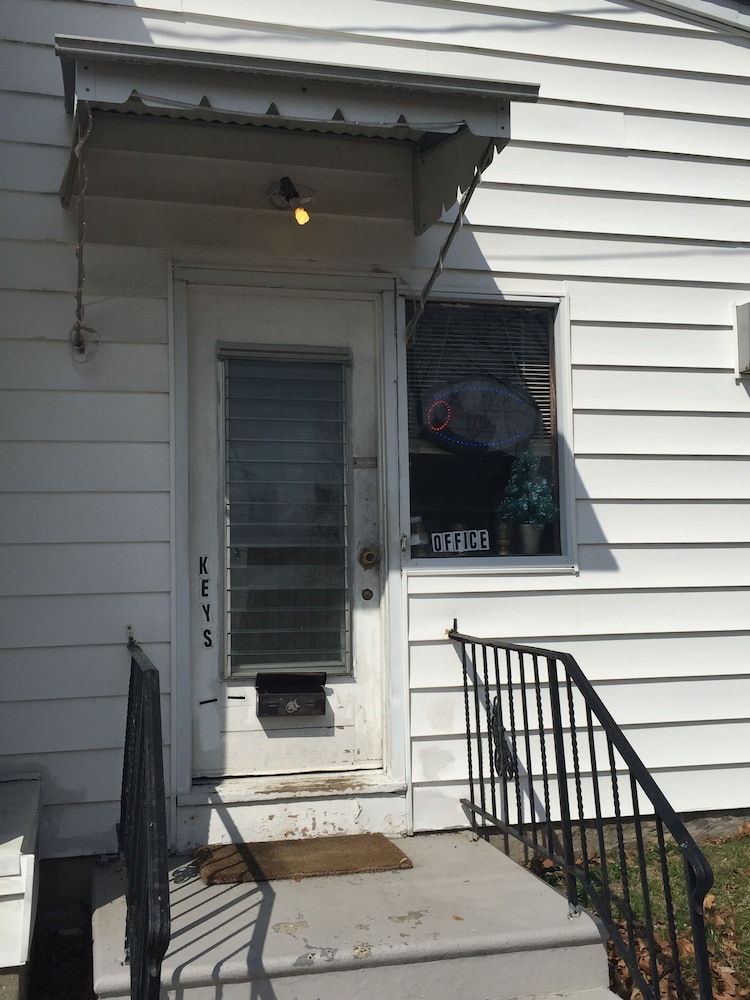 Green Acres Motel: Deals & Reviews (Atco, USA) | Wotif