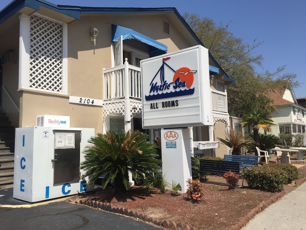 Mystic Sea Resort, Myrtle Beach: $99 Room Prices & Reviews | Travelocity