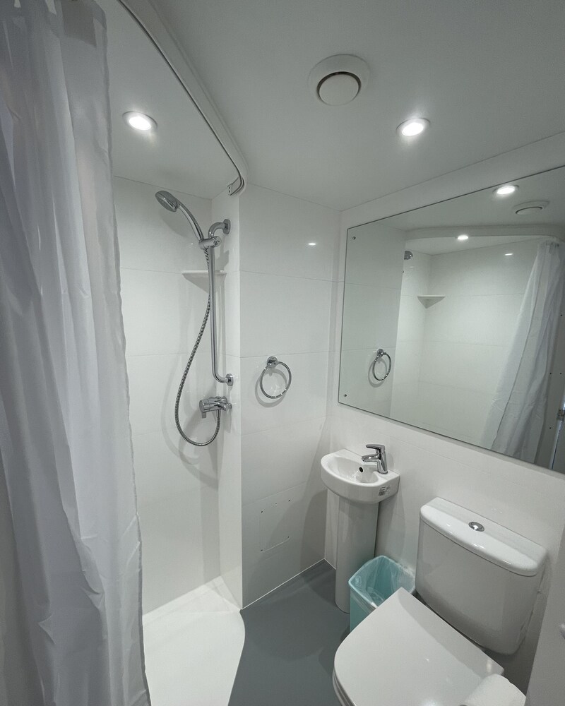 Smart Camden Inn Hostel: AU$126 Deals & Reviews (London, GBR) | Wotif