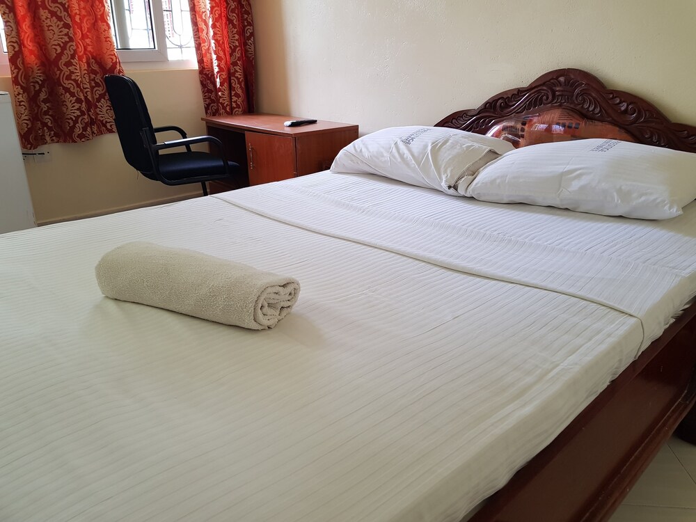 Prestige Leisure Hotel, Mombasa: $25 Room Prices & Reviews | Travelocity