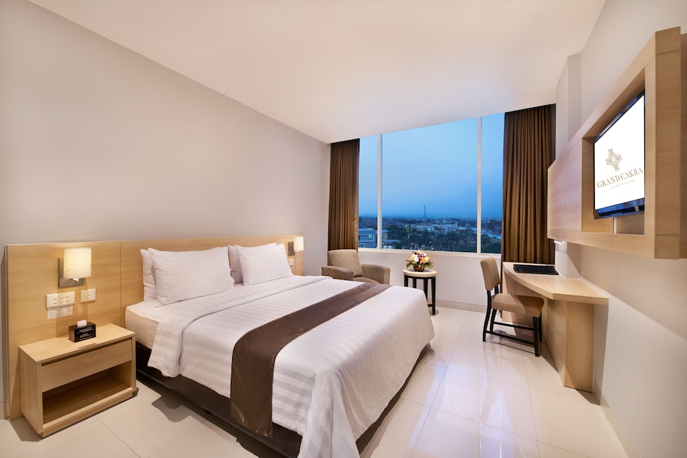 Grand Cakra Hotel in Malang | Best Rates & Deals on Orbitz