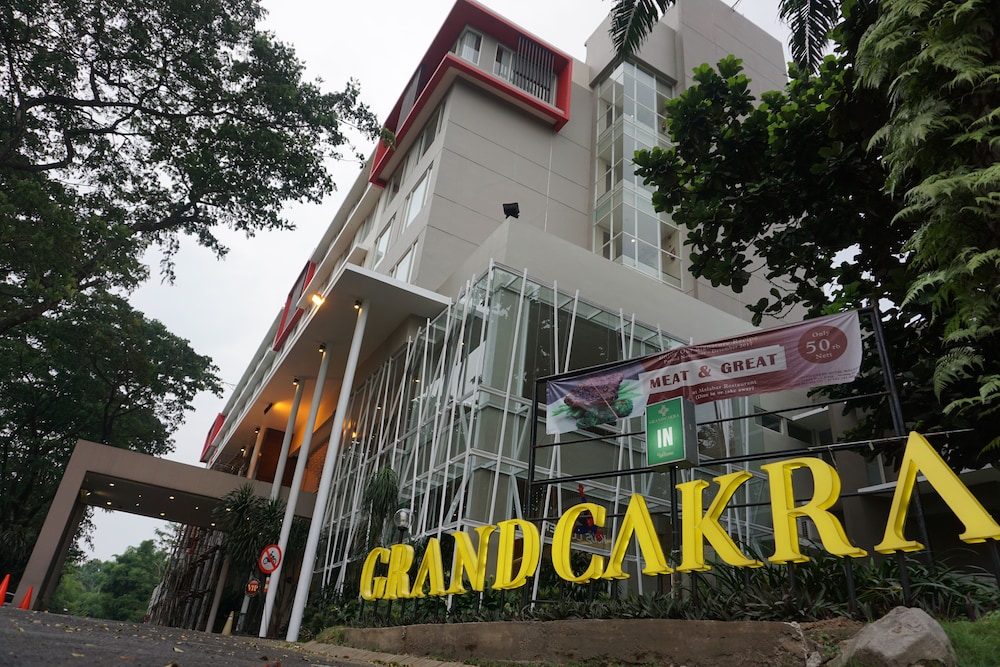 Grand Cakra Hotel in Malang | Best Rates & Deals on Orbitz