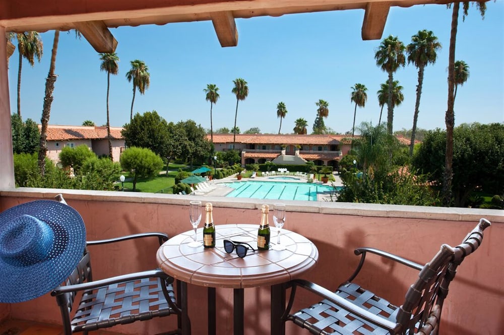 Harris Ranch Inn, Coalinga: Room Prices & Reviews | Travelocity