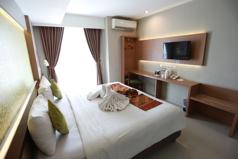 Loji Hotel Solo in Surakarta | Best Rates & Deals on Orbitz