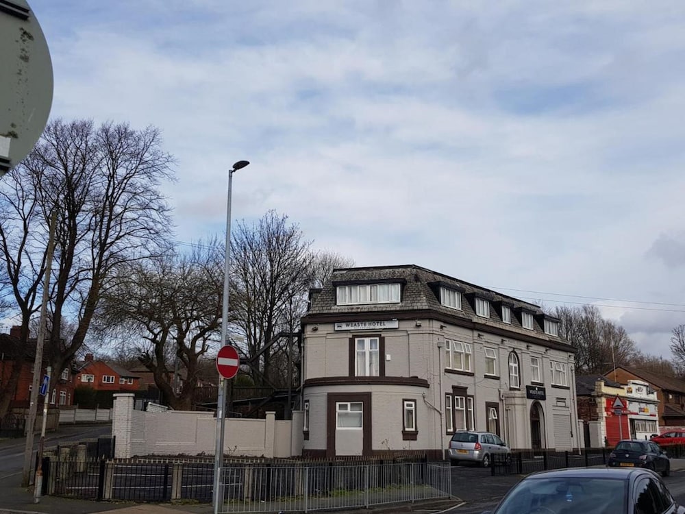 Weaste Hotel, West Manchester: AU$64 Rooms, Reviews & Deals (Salford ...