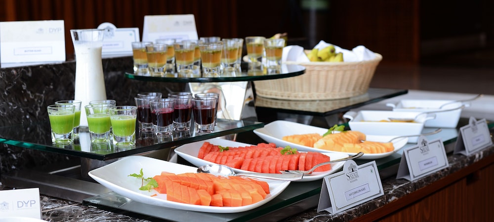 Sayaji Kolhapur, Kolhapur: $70 Room Prices & Reviews | Travelocity