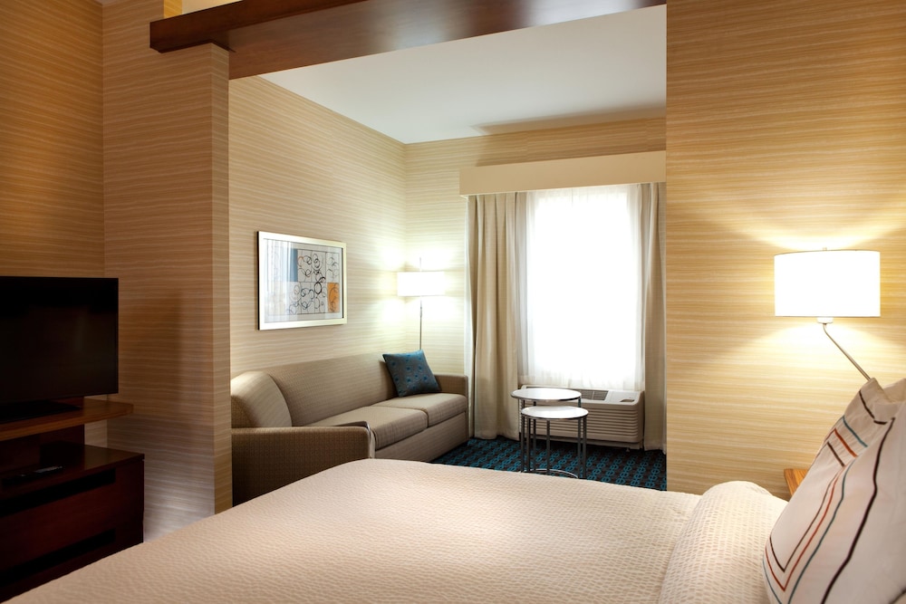 Fairfield Inn & Suites by Marriott Lethbridge, Lethbridge: $102 Room ...