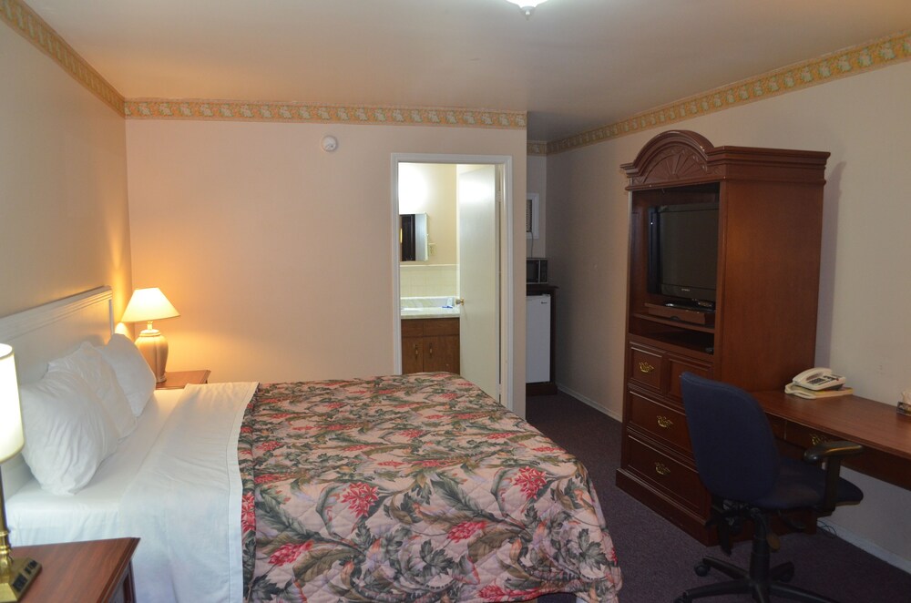 Mohawk Motel Deals & Reviews (Hamilton, CAN) | Wotif