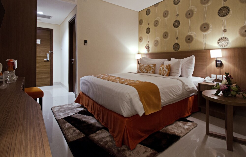 Ijen Suites Hotel in Malang | Best Rates & Deals on Orbitz
