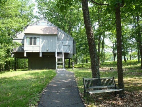 Eagle Village Resort: 2019 Room Prices $145, Deals & Reviews | Expedia