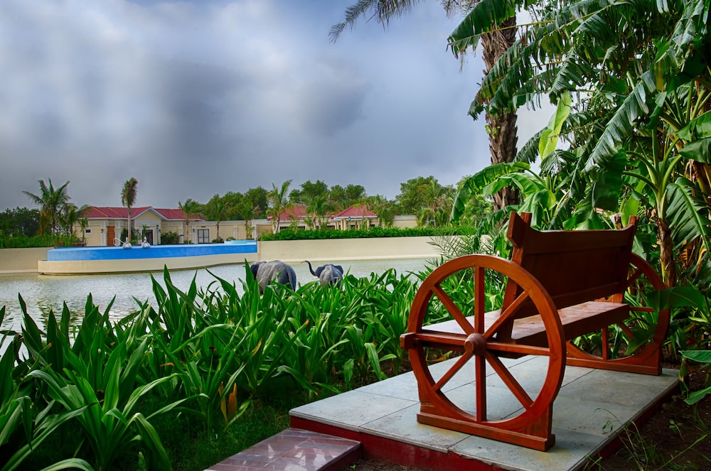 Regency Lagoon Resort Deals & Reviews (Rajkot, IND) | Wotif