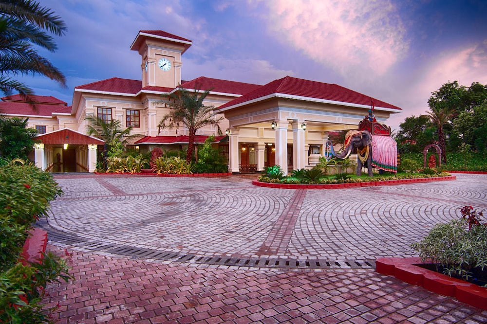 Regency Lagoon Resort in Rajkot | Best Rates & Deals on Orbitz