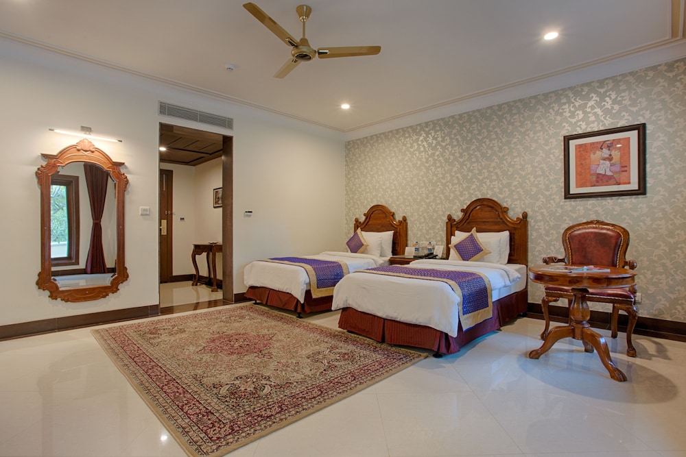Regency Lagoon Resort Deals & Reviews (Rajkot, IND) | Wotif