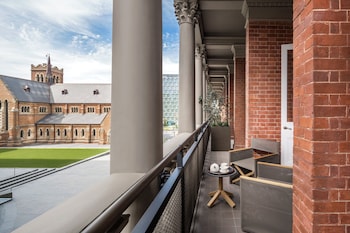 COMO The Treasury, Perth: $532 Room Prices & Reviews | Travelocity