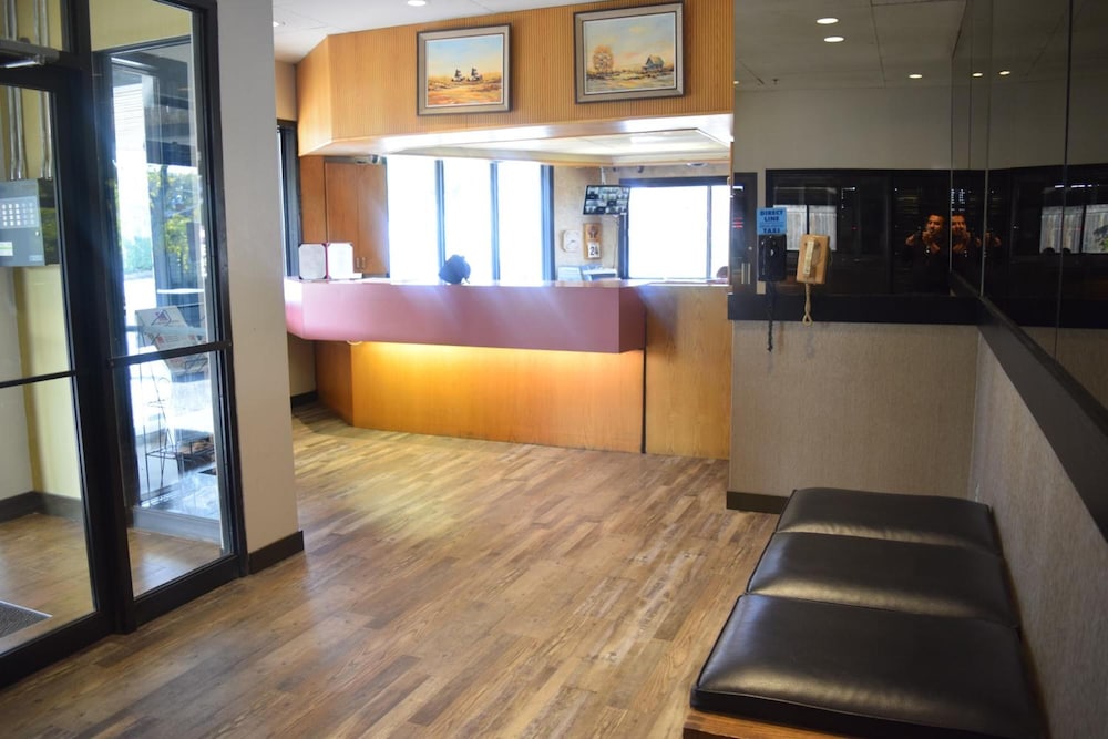 Venture Inn Hotel: AU$96 Deals & Reviews (Saskatoon, CAN) | Wotif