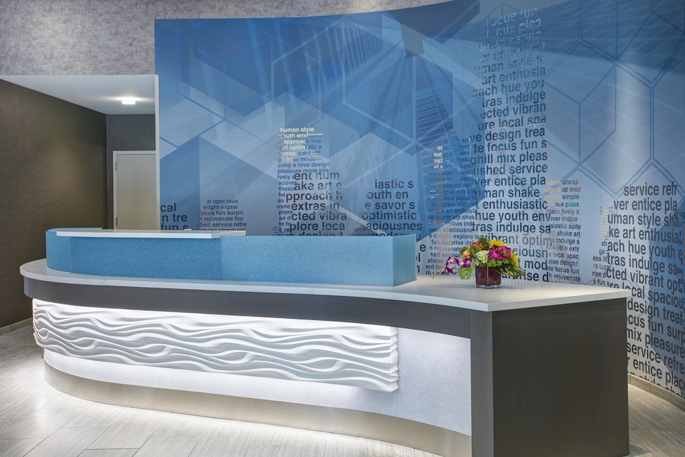 SpringHill Suites by Marriott Milwaukee Downtown in Milwaukee | Best ...
