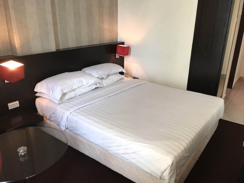 SSL Traders Hotel in Taiping | Best Rates & Deals on Orbitz