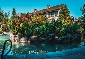 Book McMenamins Edgefield in Portland | Hotels.com