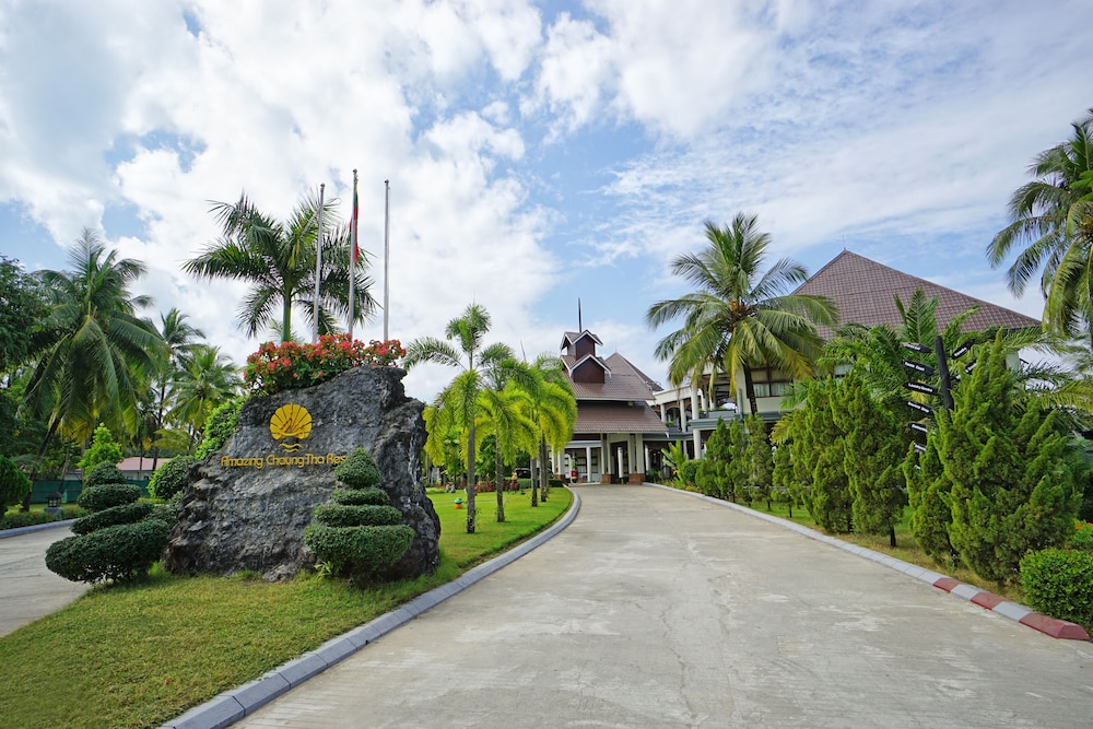 Amazing Chaung Tha Resort in Chaung Thar | Best Rates & Deals on Orbitz