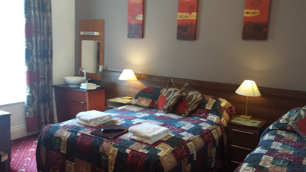 Karden House: AU$137 Deals & Reviews (Llandudno, GBR) | Wotif