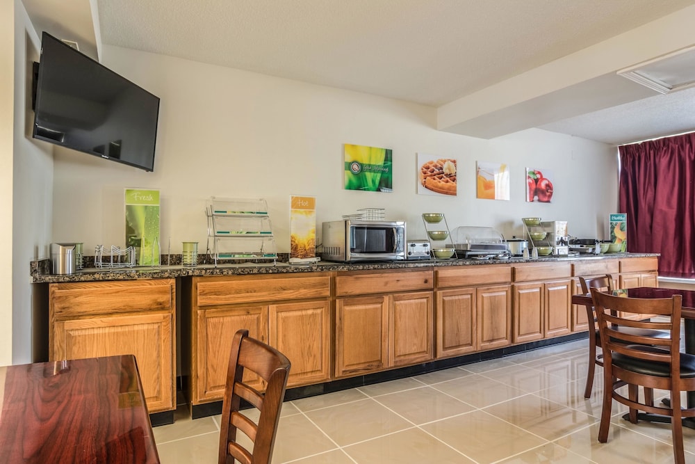 Days Inn by Wyndham Hartsfield Jackson Atlanta Airport West in Atlanta ...