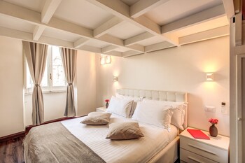 Your Suite Rome, Rome: $243 Room Prices & Reviews | Travelocity