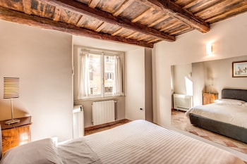 Your Suite Rome, Rome: $243 Room Prices & Reviews | Travelocity
