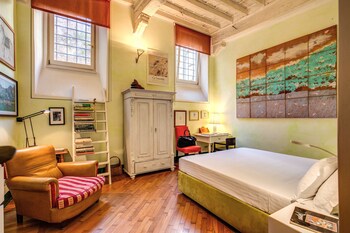 Your Suite Rome, Rome: $243 Room Prices & Reviews | Travelocity