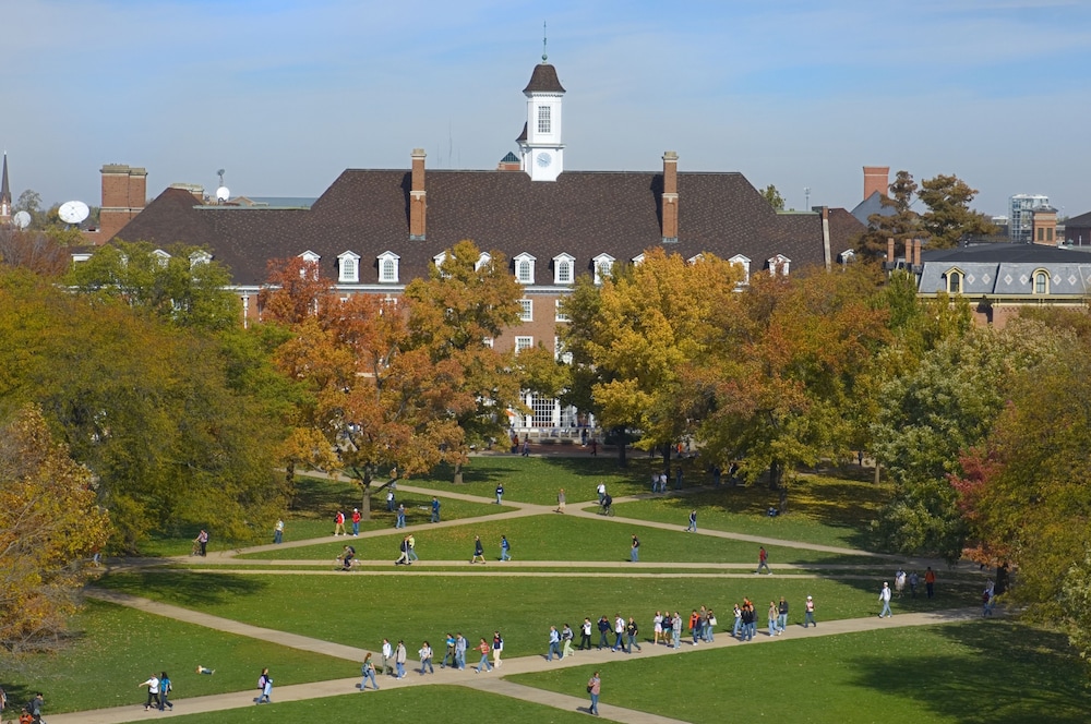 Book Illini Union Hotel | Urbana Hotel Deals