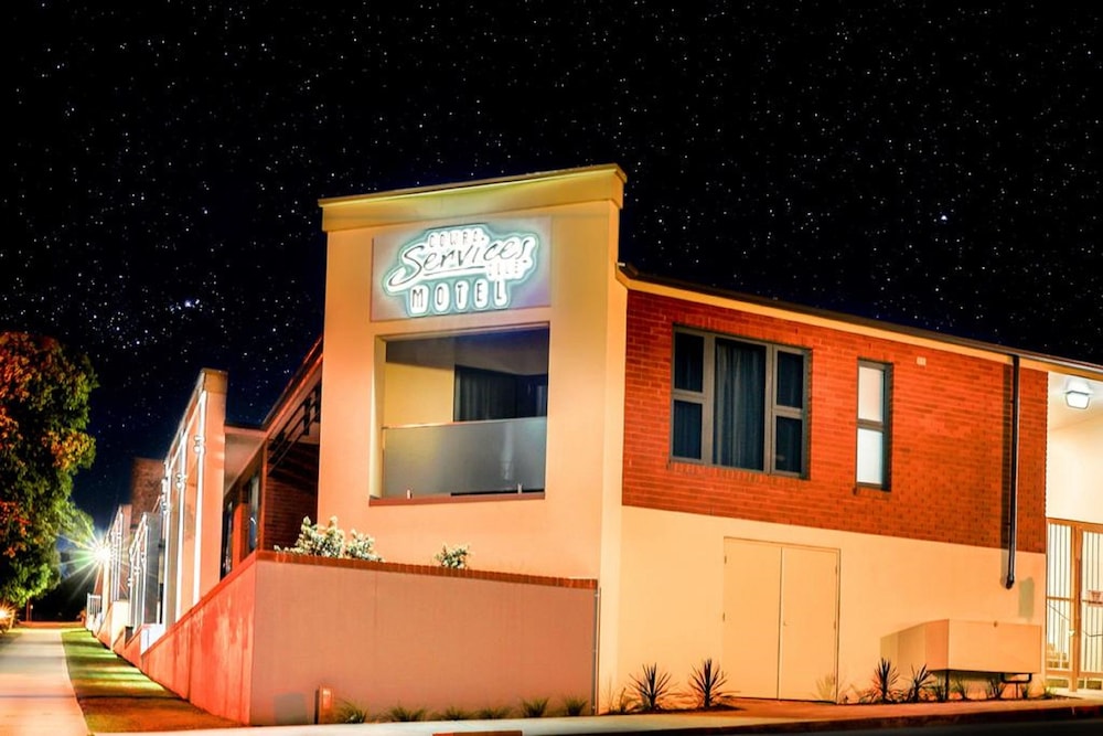 Cowra Services Club Motel: AU$147 Deals & Reviews (Cowra, AUS) | Wotif