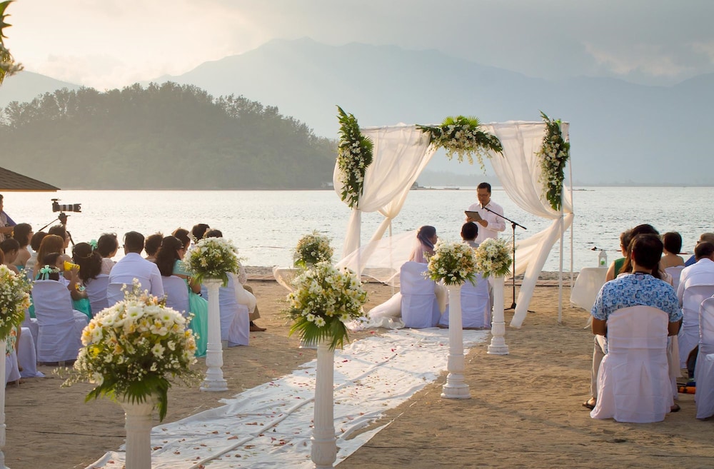 Whiterock Beach Hotel + Waterpark in Subic | Best Rates & Deals on Orbitz