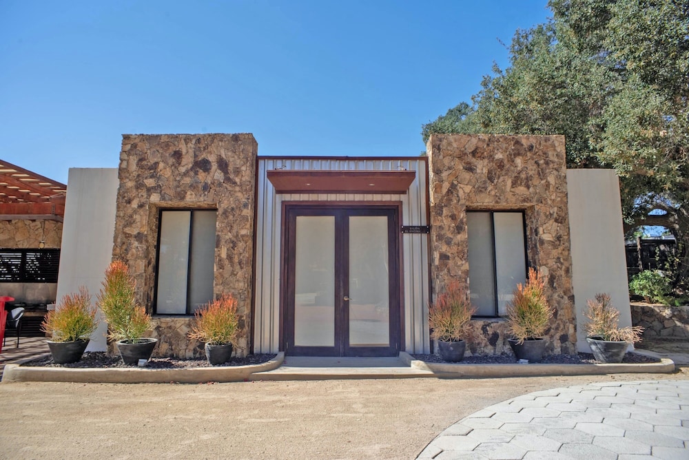 Maglen Resort in Valle de Guadalupe | Best Rates & Deals on Orbitz