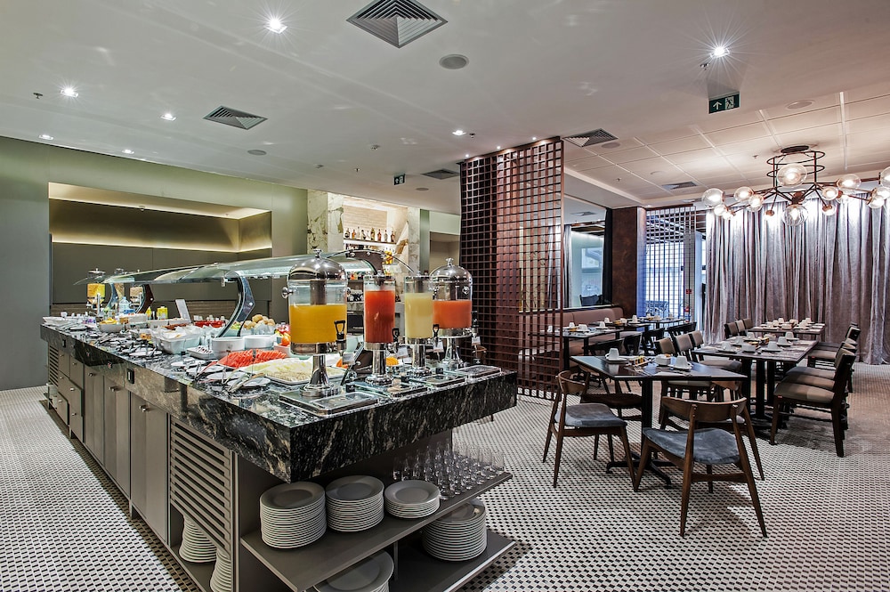 Hotel Atlântico Prime, Rio de Janeiro: $36 Room Prices & Reviews ...