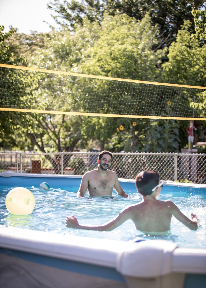 Red Horse Bed and Breakfast in Albuquerque | Best Rates & Deals on Orbitz