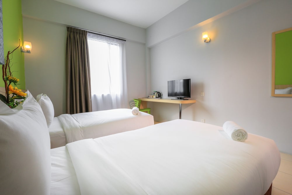 Temasek Hotel: NZ$20 Deals & Reviews (Malacca City, MYS) | Wotif