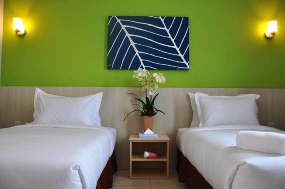 Temasek Hotel: NZ$20 Deals & Reviews (Malacca City, MYS) | Wotif