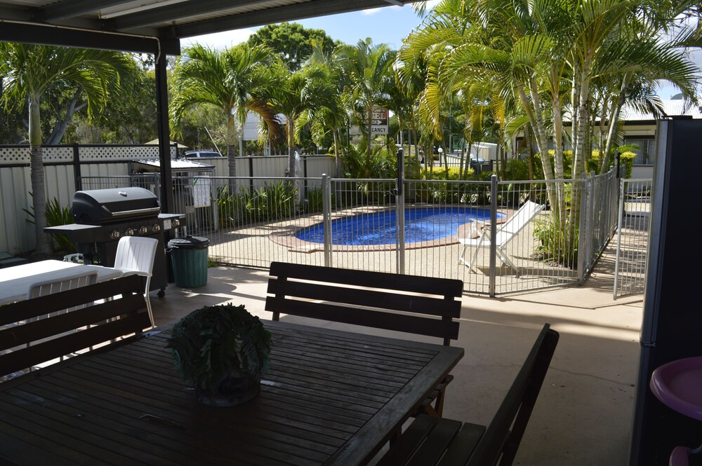 Charters Towers Motel: Deals & Reviews (Richmond Hill, AUS) | Wotif