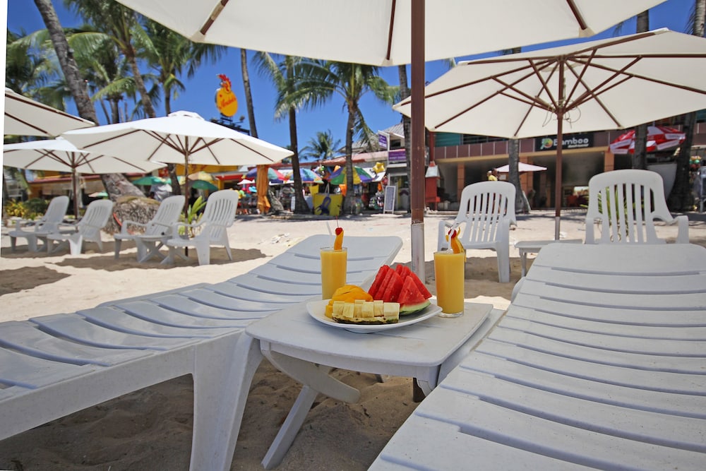 Bamboo Beach Resort in Boracay Island | Best Rates & Deals on Orbitz