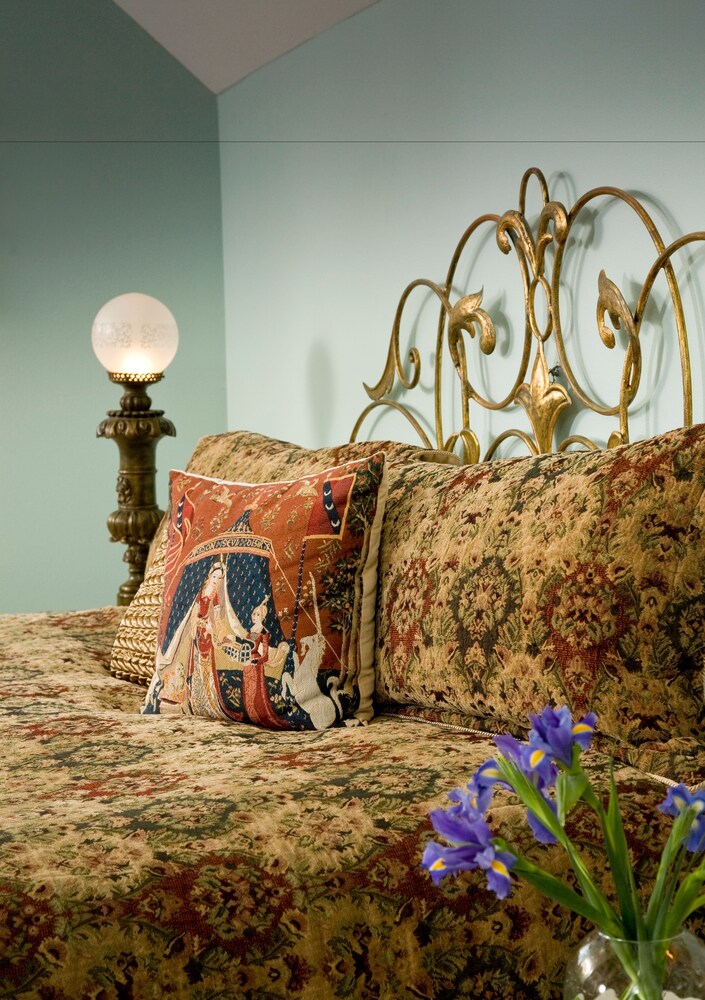 Arch Cape Inn and Retreat - Cannon Beach, Arch Cape: Room Prices ...