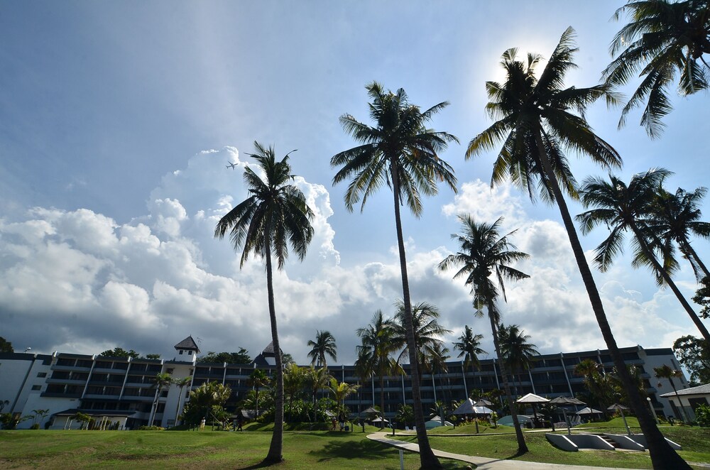Tunamaya Beach & Spa Resort – Desaru in Bandar Penawar | Best Rates ...