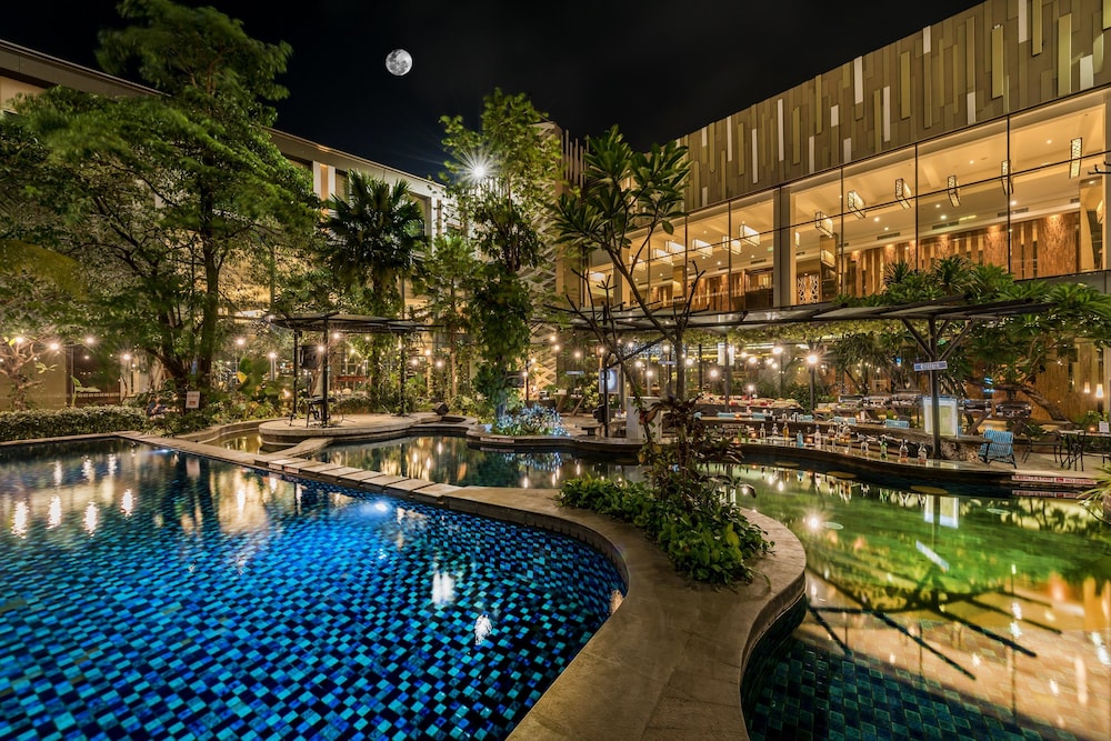 Holiday Inn Cikarang Jababeka, an IHG Hotel in Jakarta | Best Rates ...