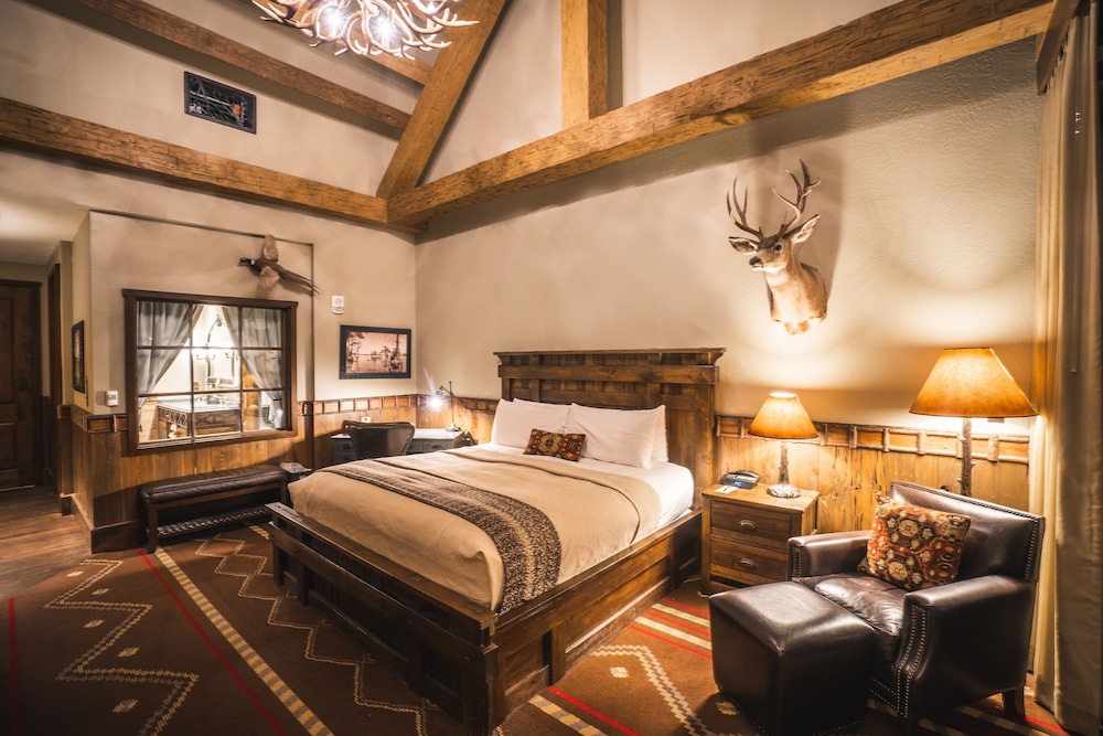 Big Cypress Lodge, Memphis: $278 Room Prices & Reviews | Travelocity