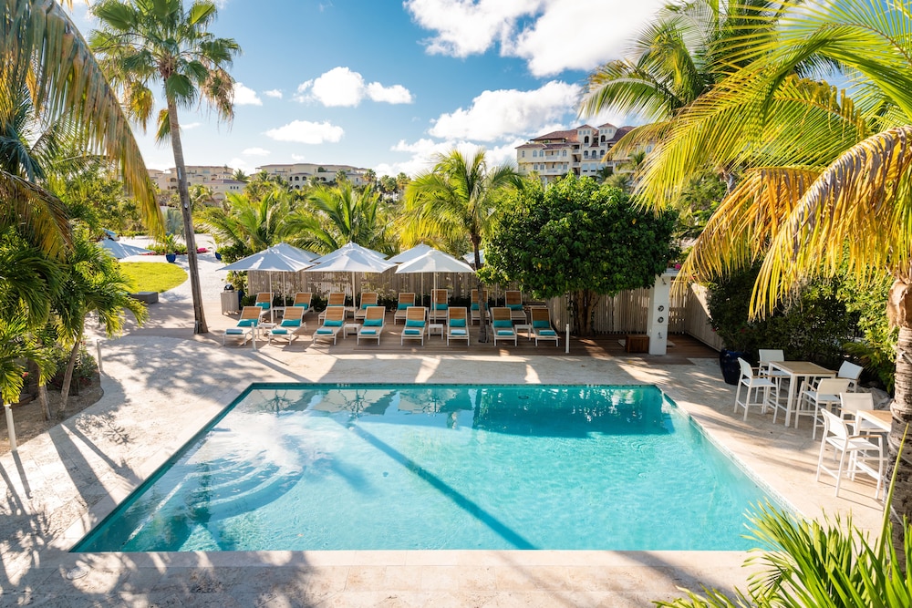 The Oasis at Grace Bay in Providenciales | Best Rates & Deals on Orbitz