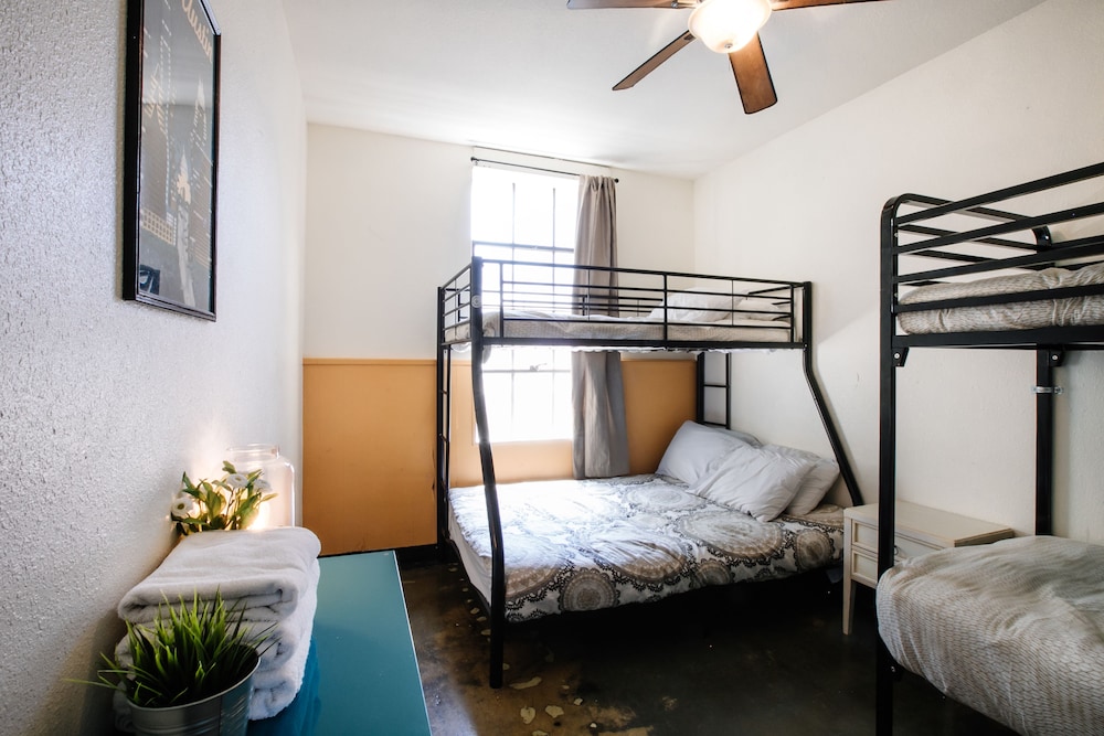 Firehouse Hostel in Austin | Best Rates & Deals on Orbitz