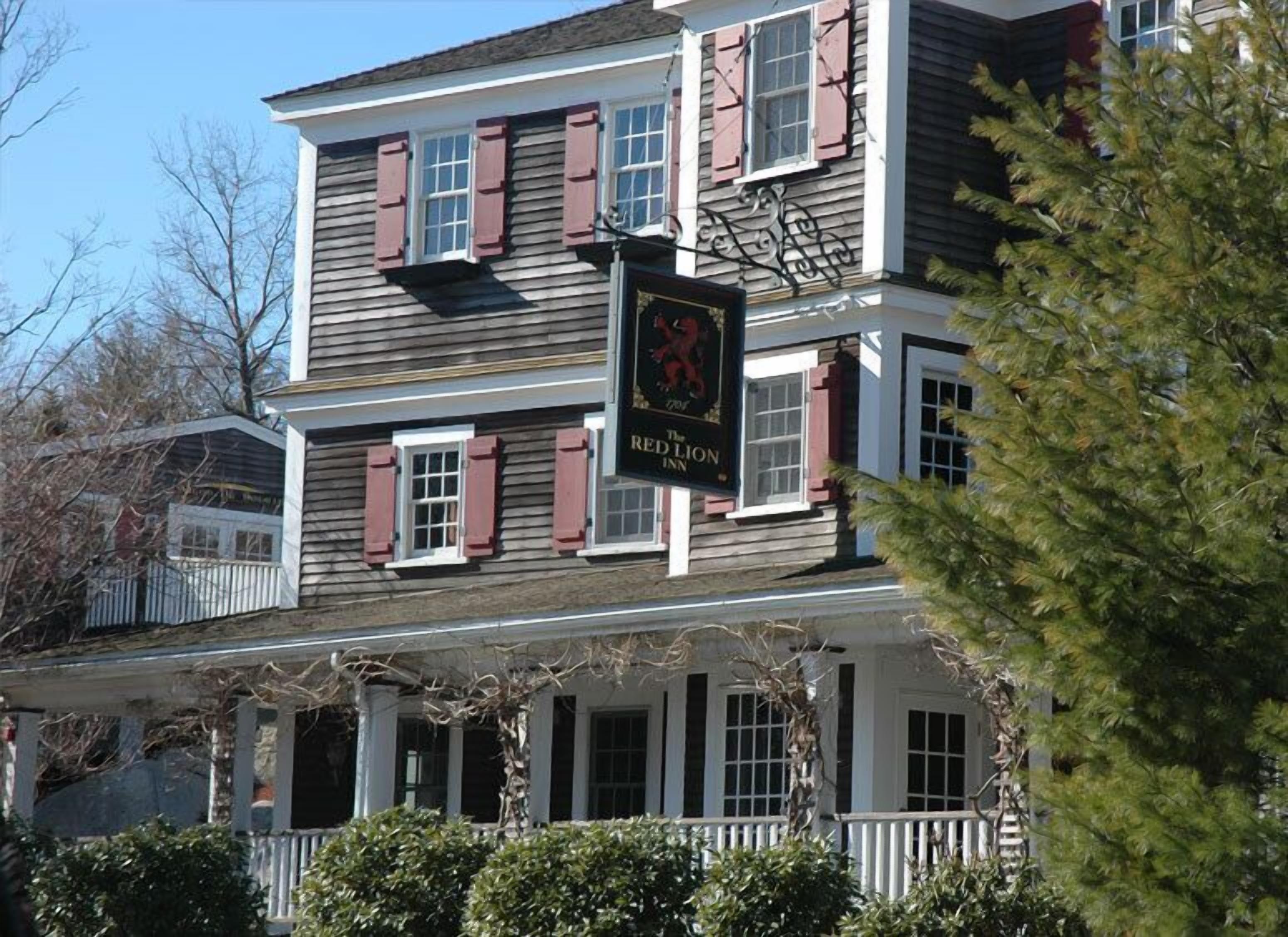 The Red Lion Inn Resort 1704 in Boston, MA | Expedia