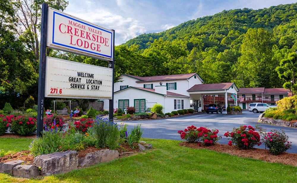 Maggie Valley Creekside Lodge, Maggie Valley: $109 Room Prices ...