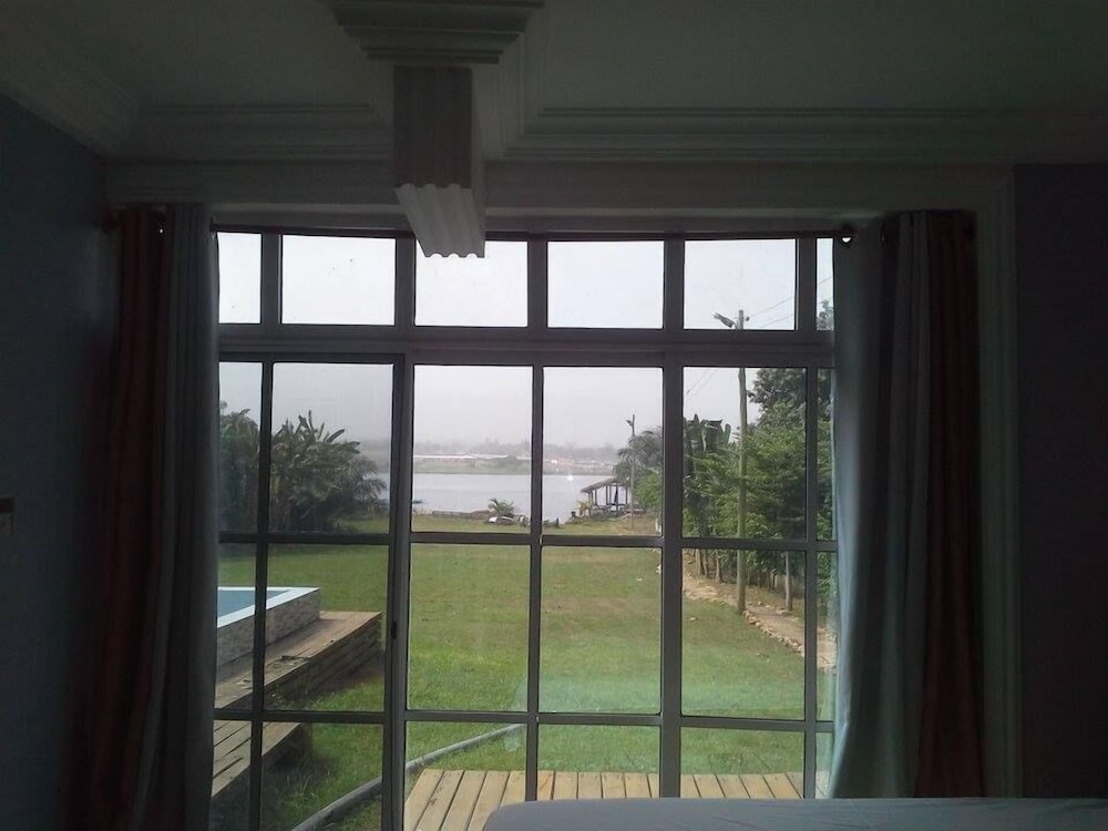 Volta Escape Resort in Atimpoku | Hotel Rates & Reviews on Orbitz