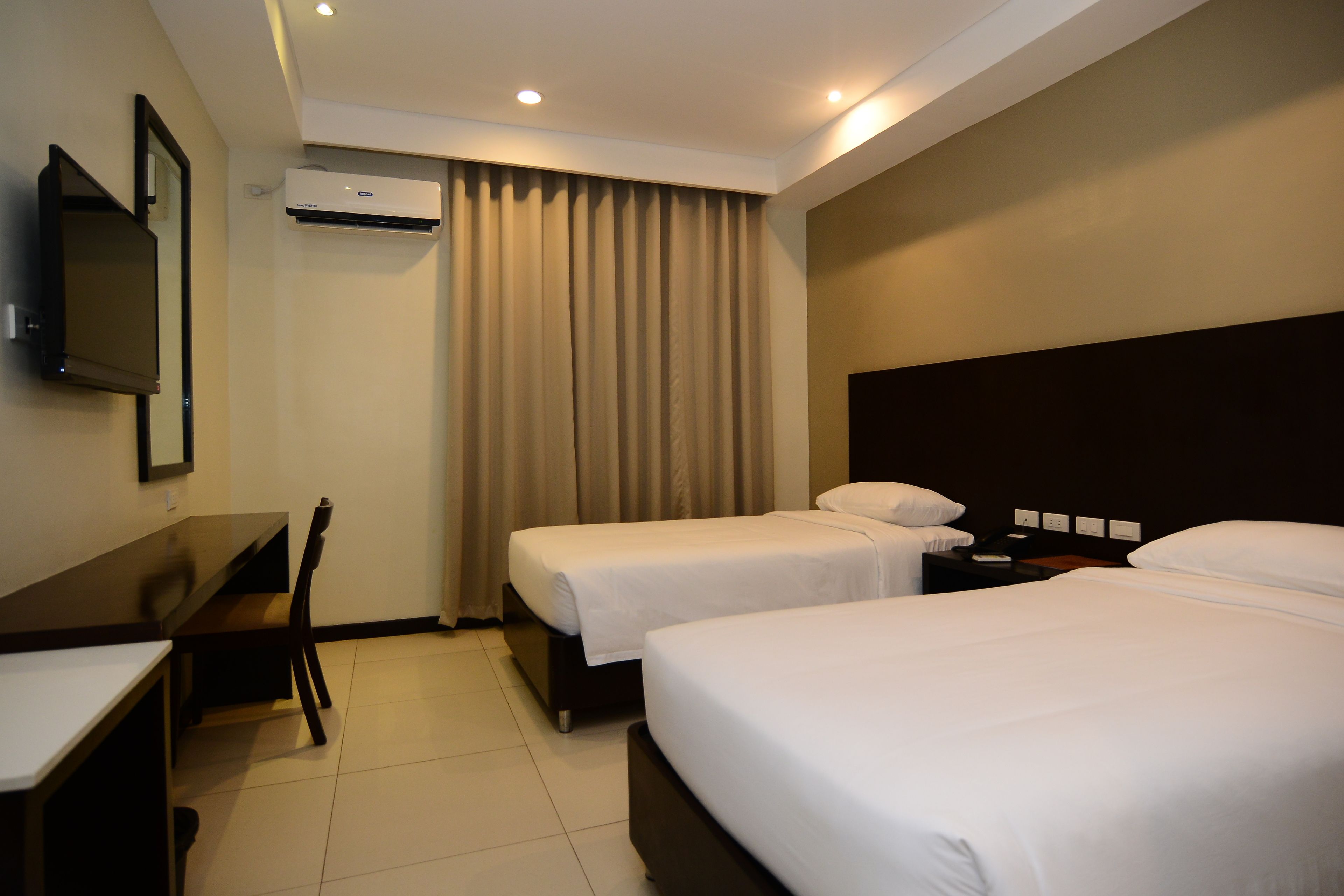 Ever O Business Hotel in Zamboanga, Philippines | Expedia
